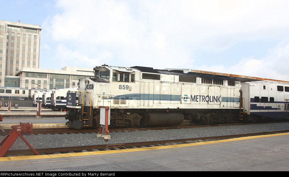 SCAX 859 at Union Station